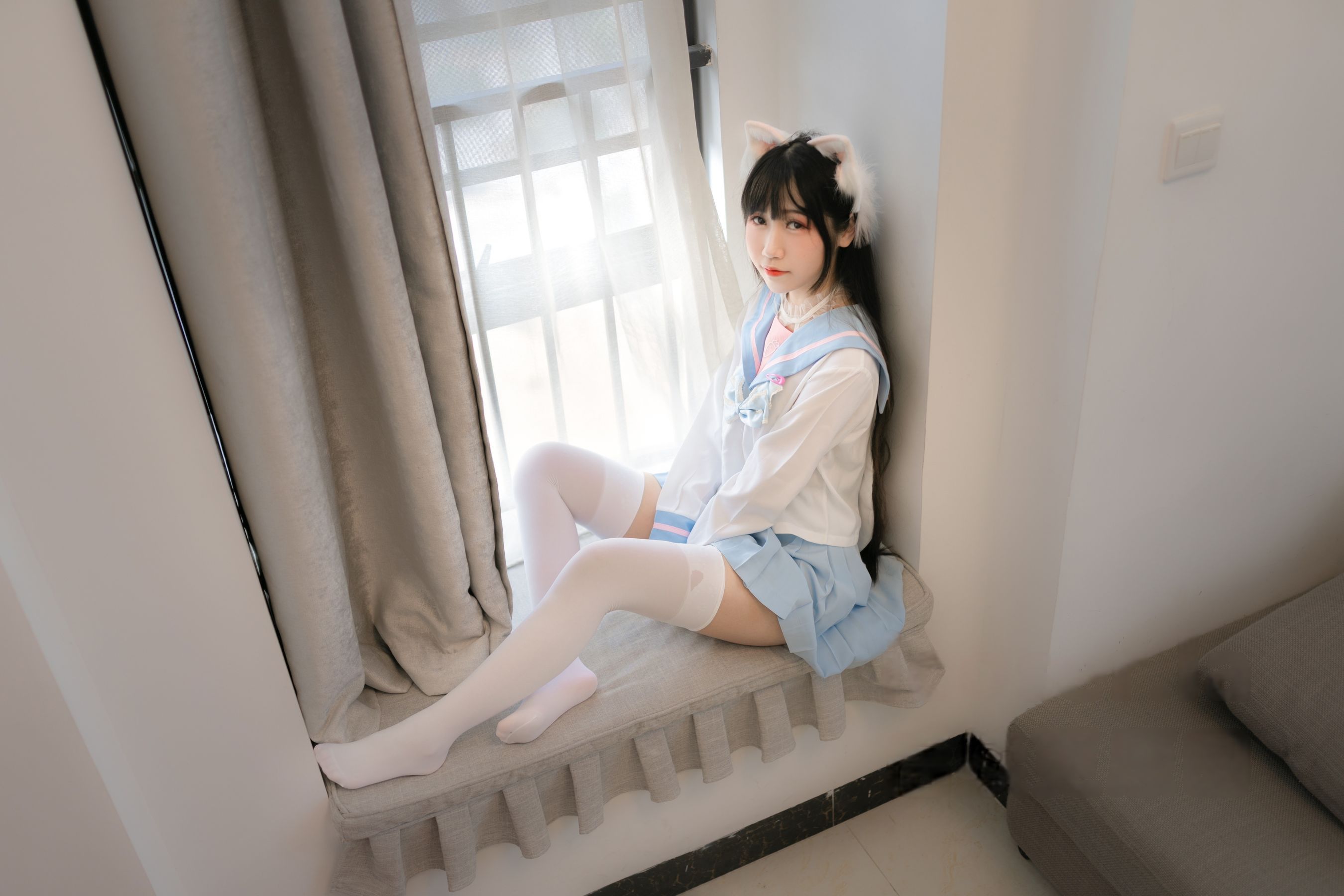 微博人气Coser不呆猫 - 白色兔子JK/(63P)--美图316