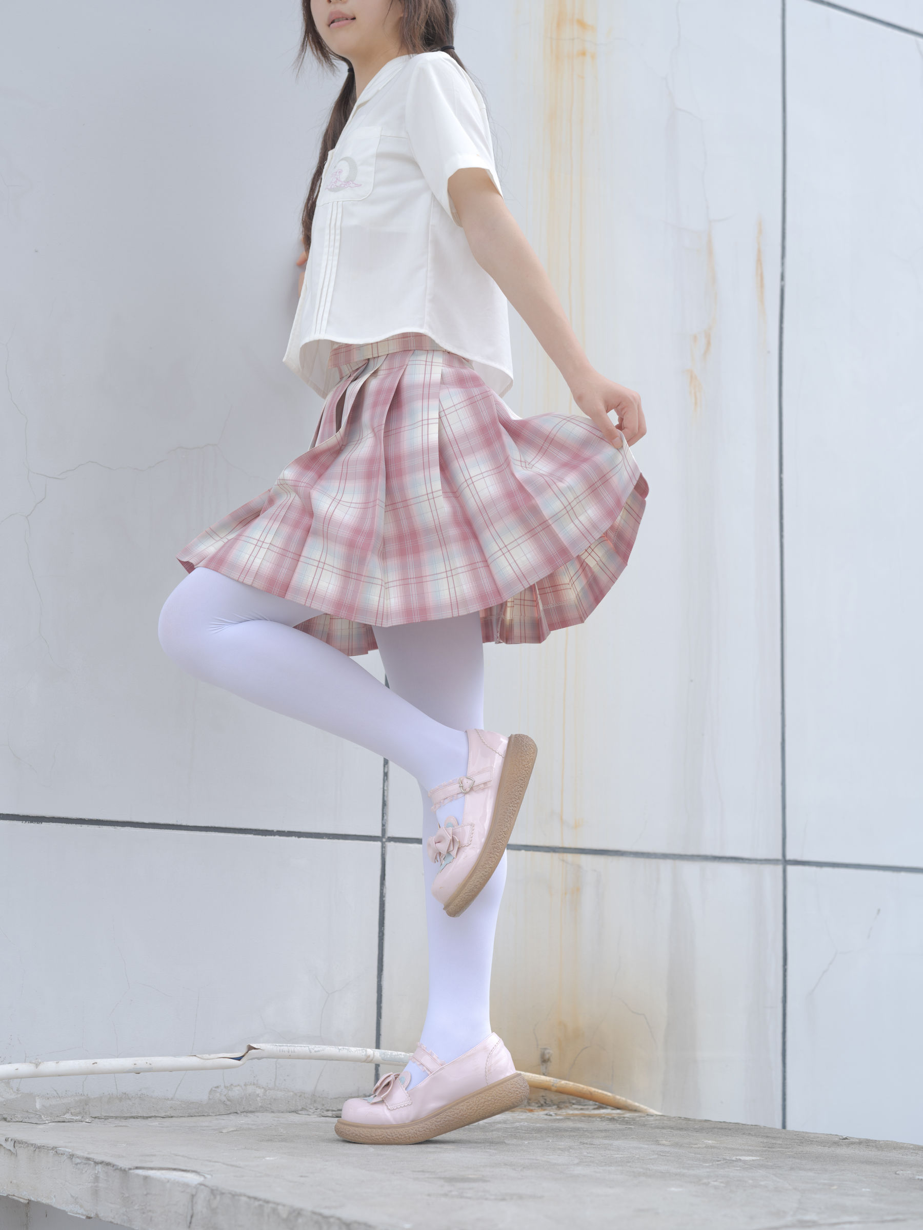 森萝财团写真 - 小圆 试拍 JKJK格子裙 80D/(64P)--美图316