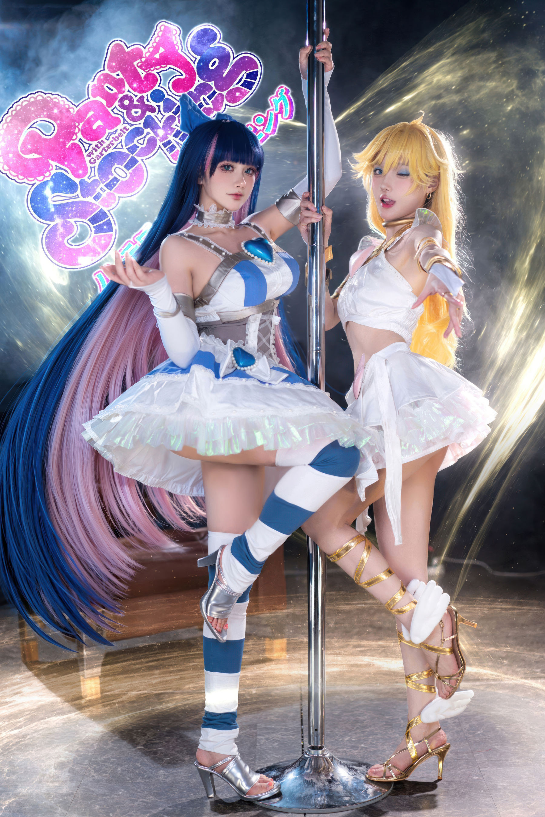 动漫博主 阿包也是兔娘&苏苏苏Sofia - 吊带袜天使/(33P)--美图316